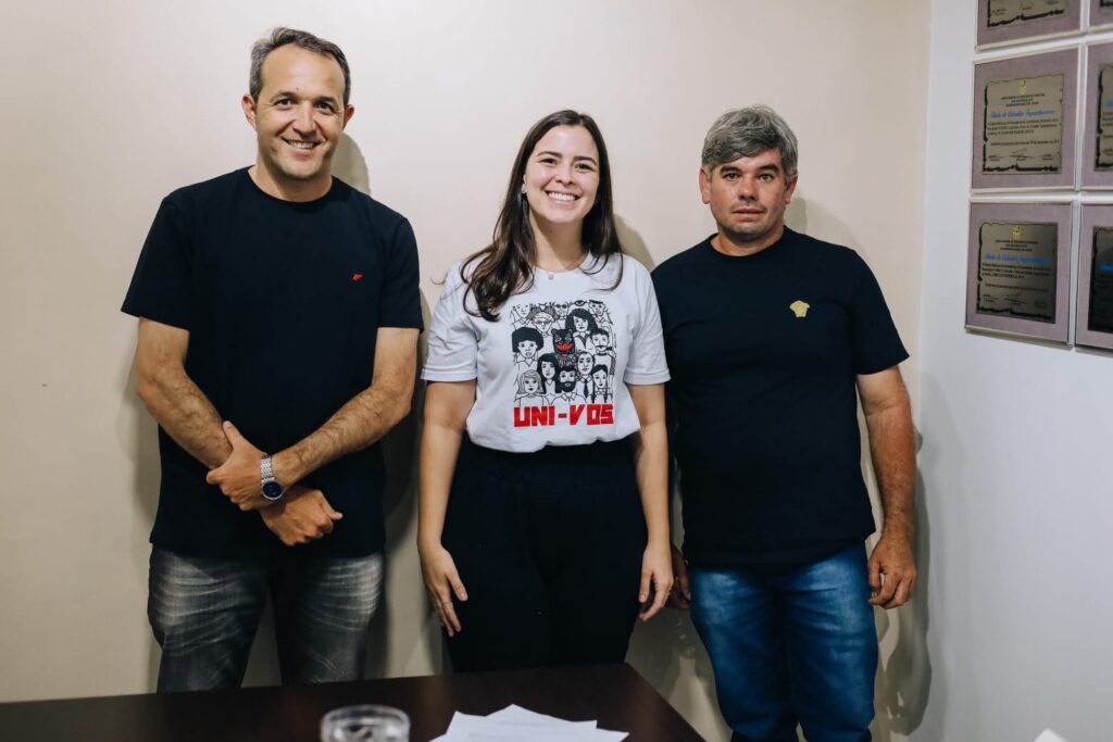 Deputada Federal Maria Arraes visita aliados em Santa Terezinha. – Blog ...